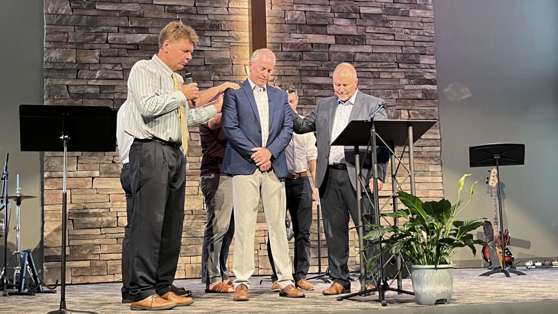 Rev. Dale Hexum Installed | CLB