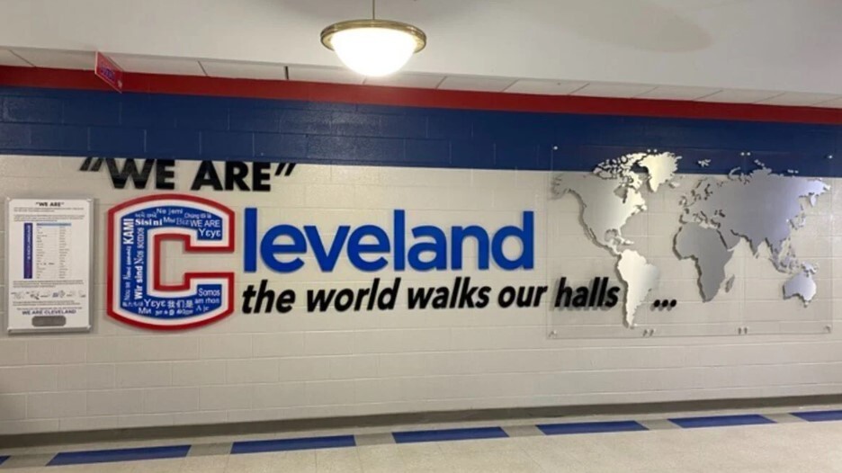 New mural unveiled Tuesday at Cleveland Middle School | Mix 104.1 WCLE